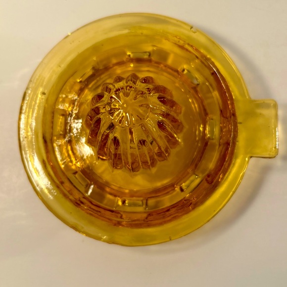 Hazel-Atlas | Kitchen | Hazel Atlas Amber Colored Depression Glass ...